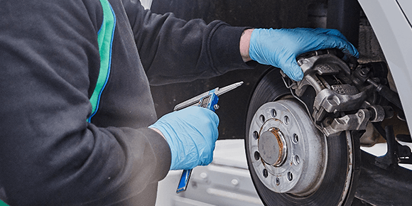 Mobile Tyre Service UAE | Door-to-Door Maintenance | TYREPLUS Middle East