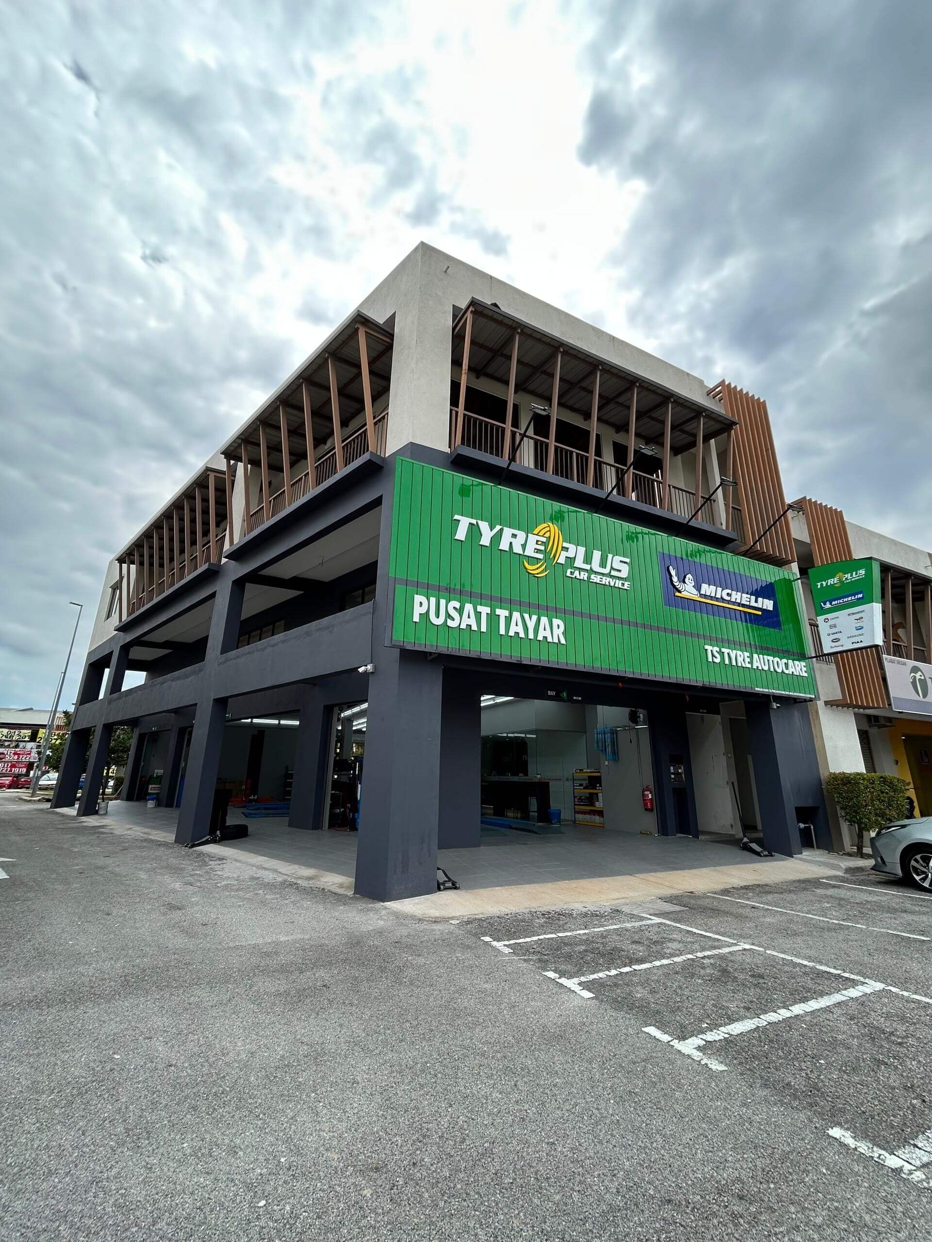 Tyre & Puncture Repair Services | TYREPLUS Malaysia